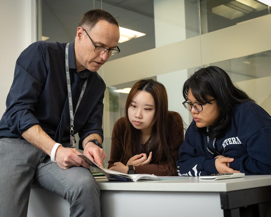 Oxford International College (OIC)